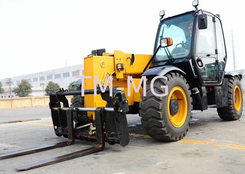 3.5 Ton 7850KG Yellow Telescopic Telehandler Forklift /strong power ...