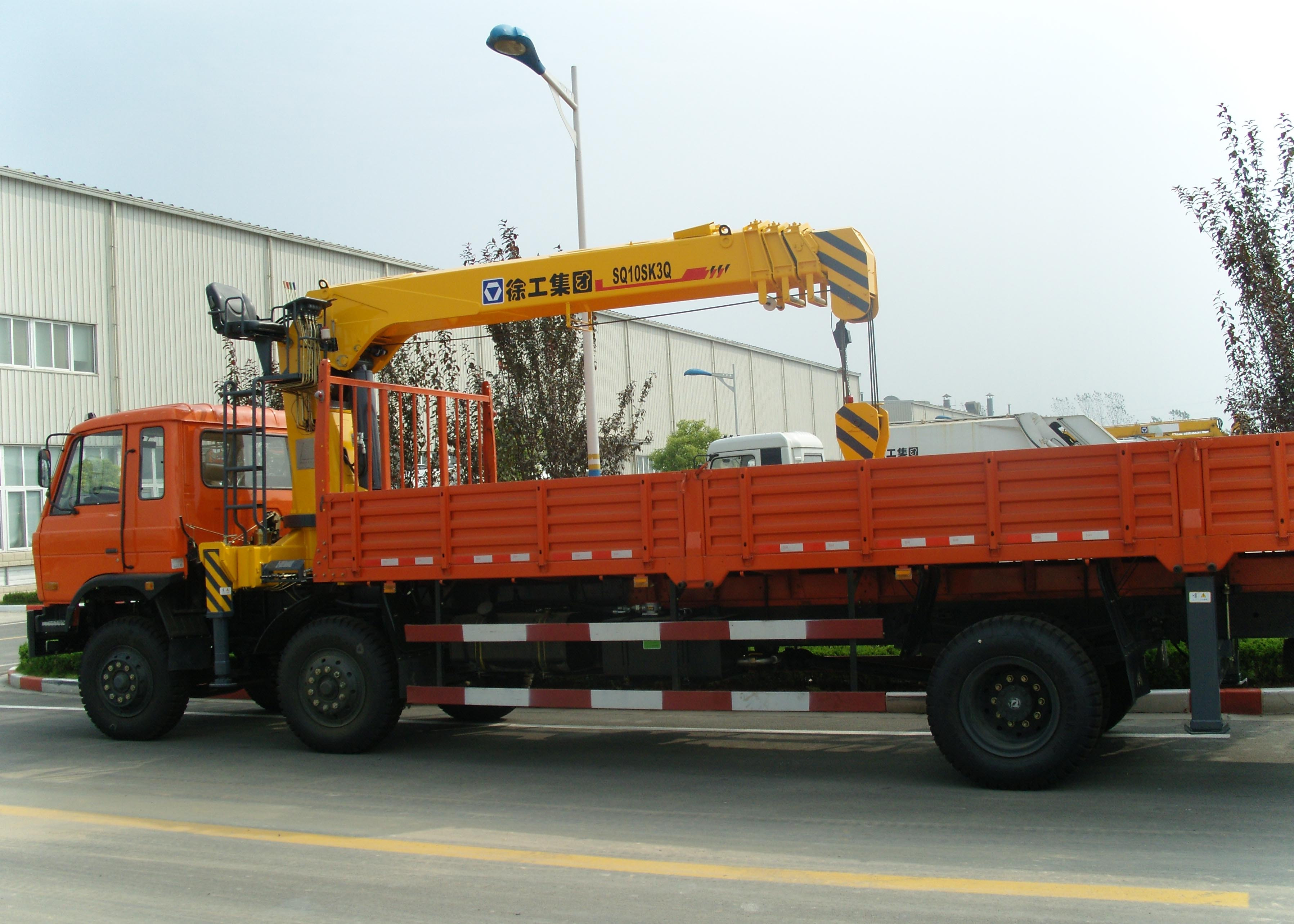 10T SQ10SK3Q Telescopic Boom Truck Crane